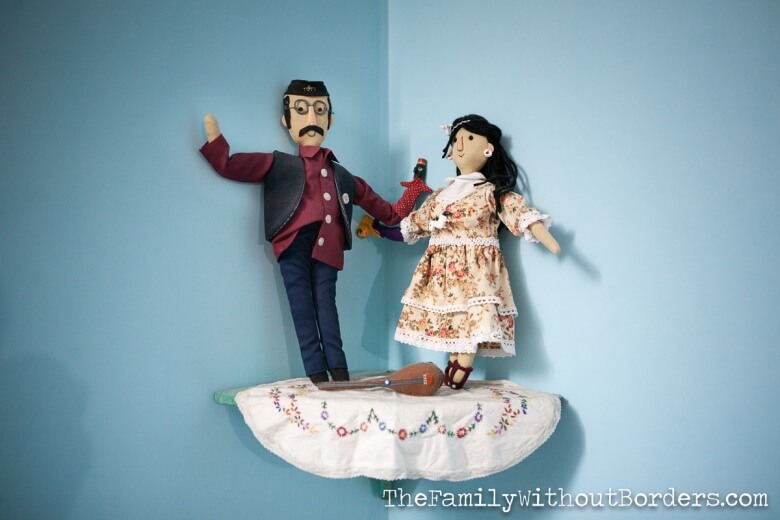 What to do in Kashan Iran with Kids | The Family Without Borders